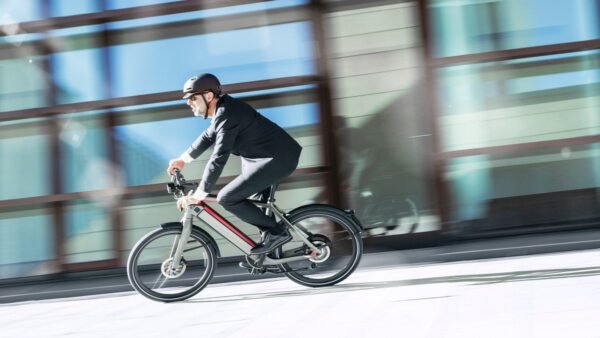 Top 5 Fastest Accelerating Electric Motorcycle in 2025 - FUNONWHEEL